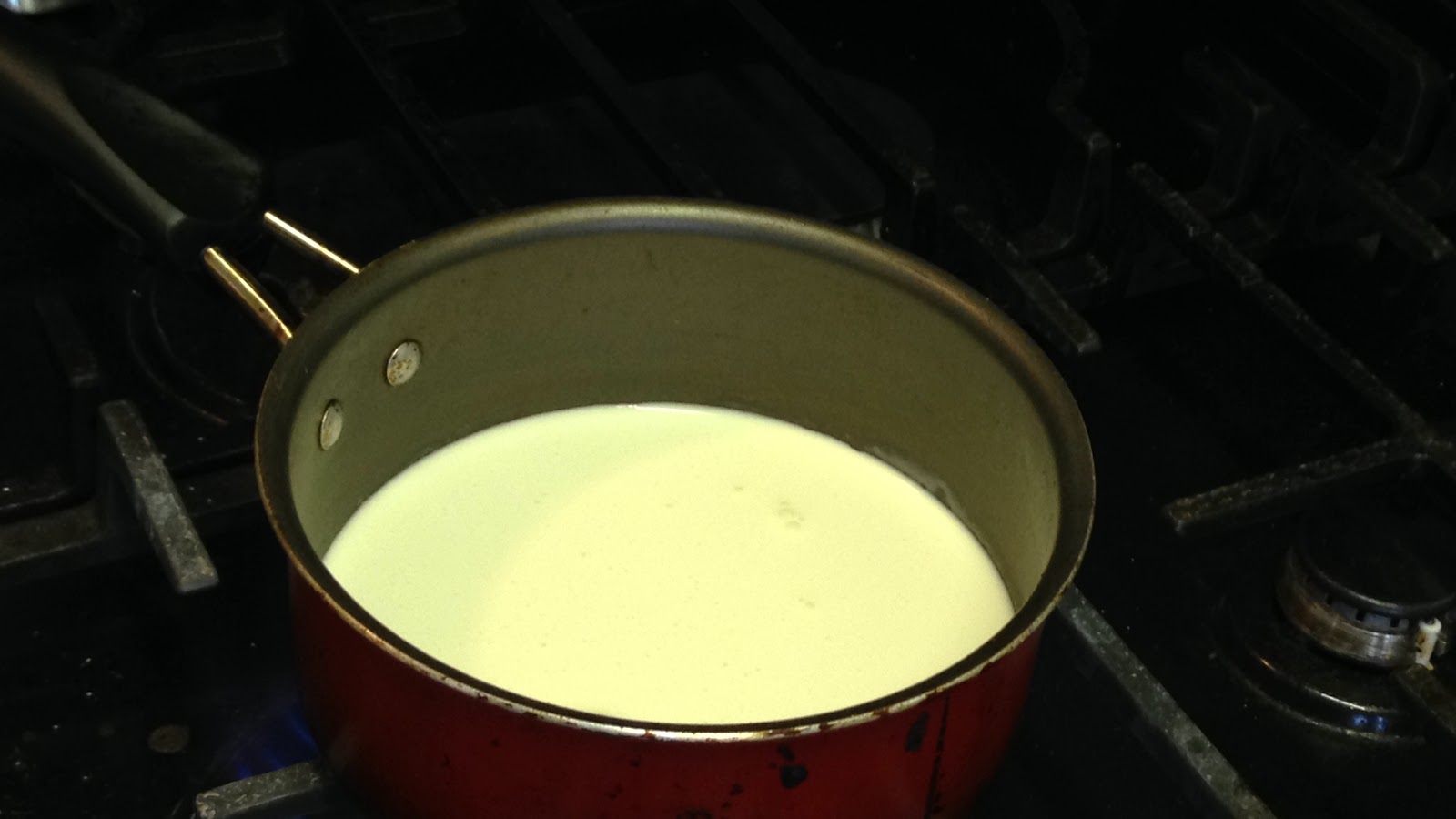 Swan Cream Puffs and Eclairs