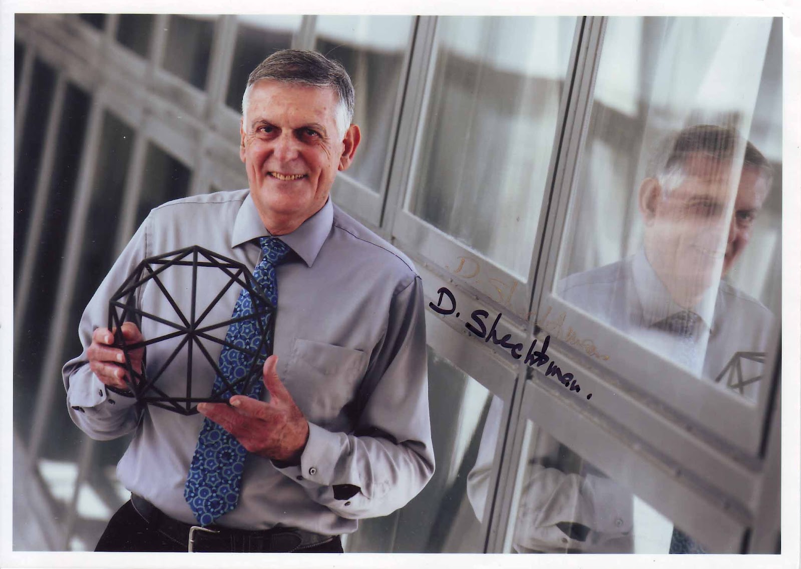 The King Karl I of Romania Autograph Museum: Dan Shechtman