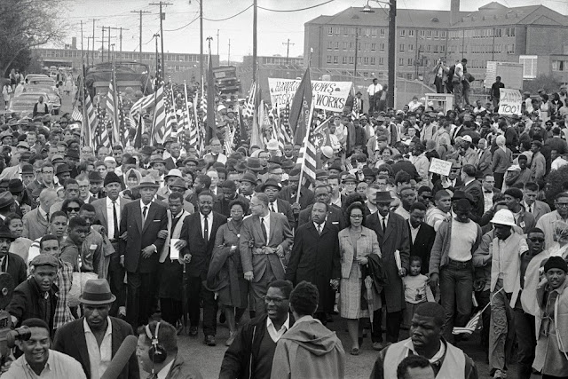 EM CADA ROSTO IGUALDADE: « Poetry and the Civil Rights Movement / The ...