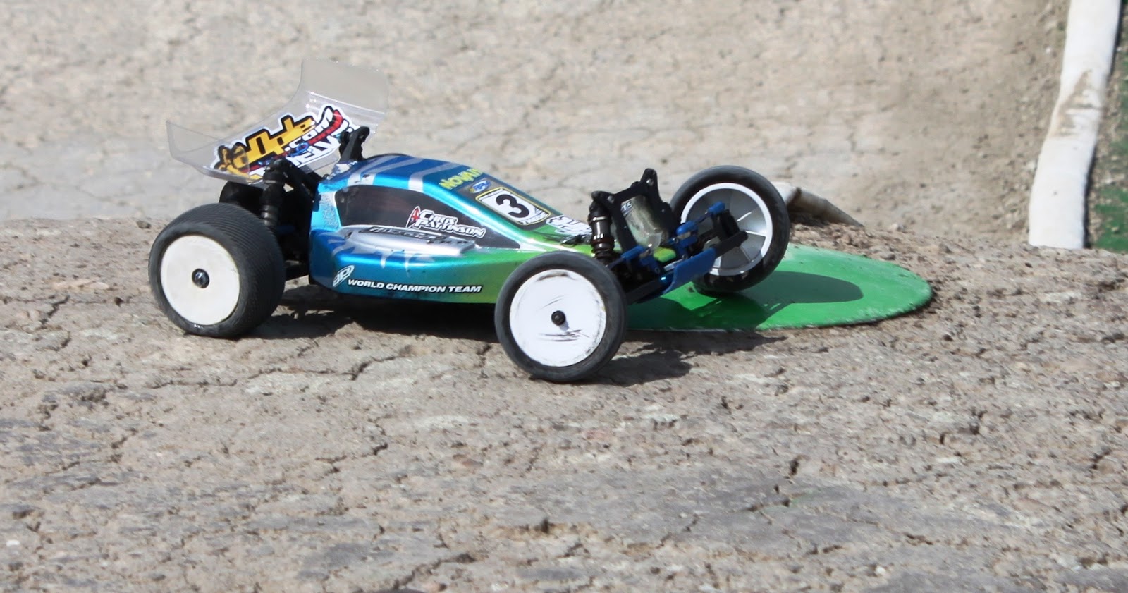 North East RC Racing Blog: Oople Invernational 2012 DIRT