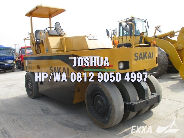 Pneumatic Tire Roller Sakai TS200 | Roller 8ton