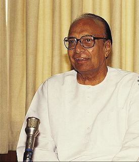 CHINAR SHADE : BIJU PATNAIK'S ROLE IN SAVING SRINAGAR CITY FROM TRIBAL ...