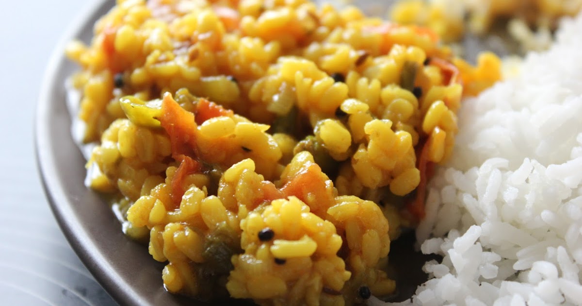 Delightful Cooking: Pesara Pappu Tomato