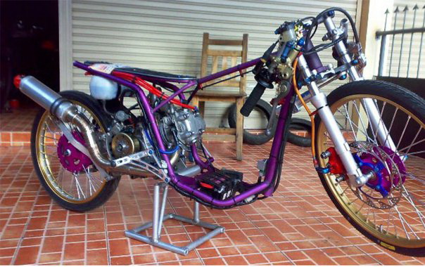 DUNIA OTOMOTIF: DRAG NASIONAL