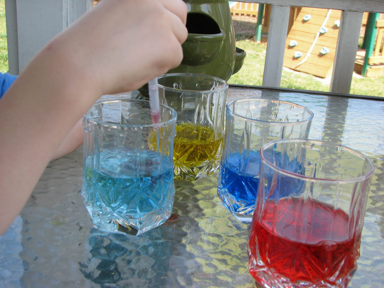 Homeschool Muse Mom: Colored Water Fun