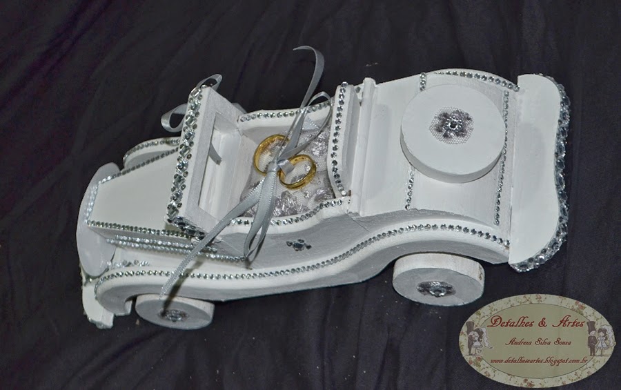 Detalhes e Artes: Porta Alianças Diferente: Carrinho / Calhambeque ...