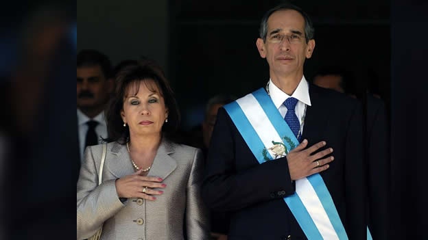 KRADIARIO: COLOM INTENTARÁ RECUPERAR A SU ESPOSA QUE PERDIÓ POR LA ...