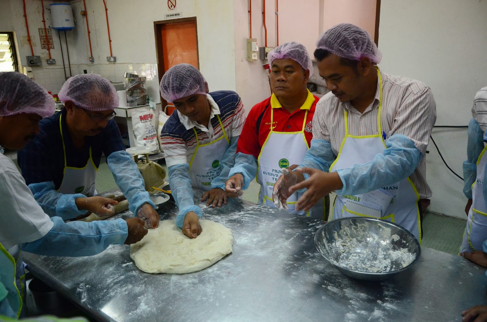 Kursus Pemprosean Hasilan Bakeri (Roti dan Pastri) ~ PROGRAM KURSUS DAN ...