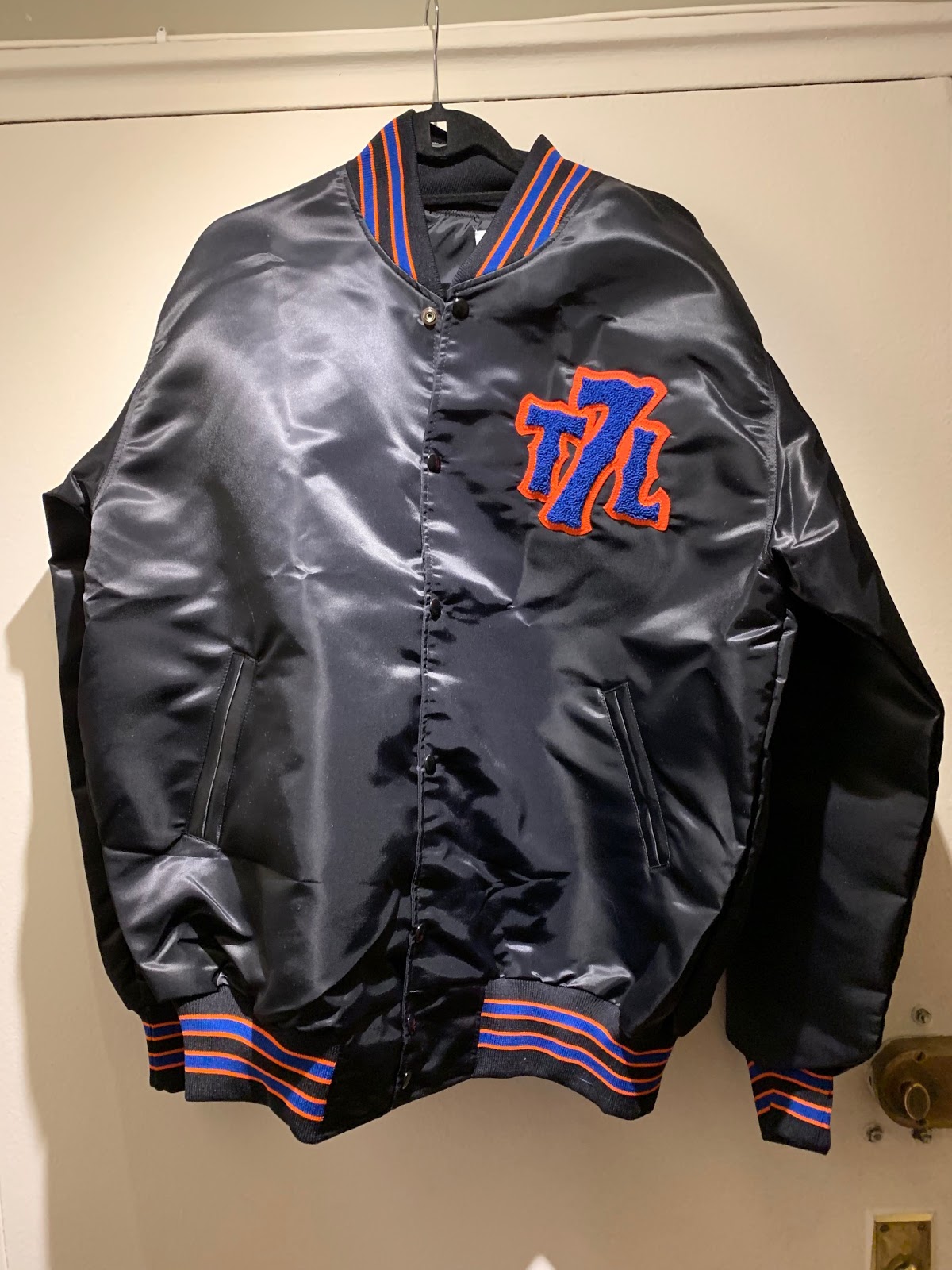 TheMediagoon.com: THE 7 LINE T7L SATIN JACKET (BLACK)