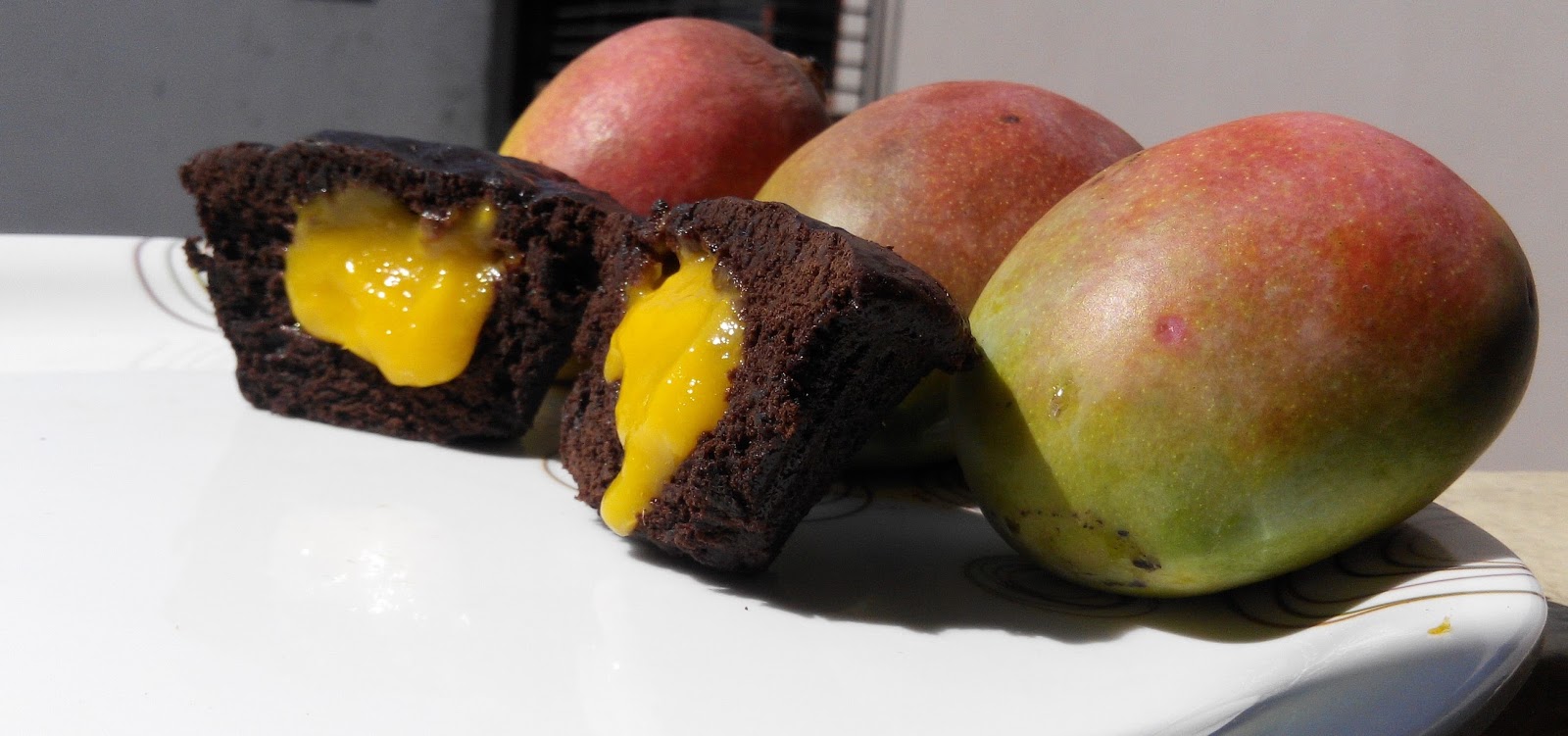 MOLTEN MANGO LAVA CHOCOLATE CAKE