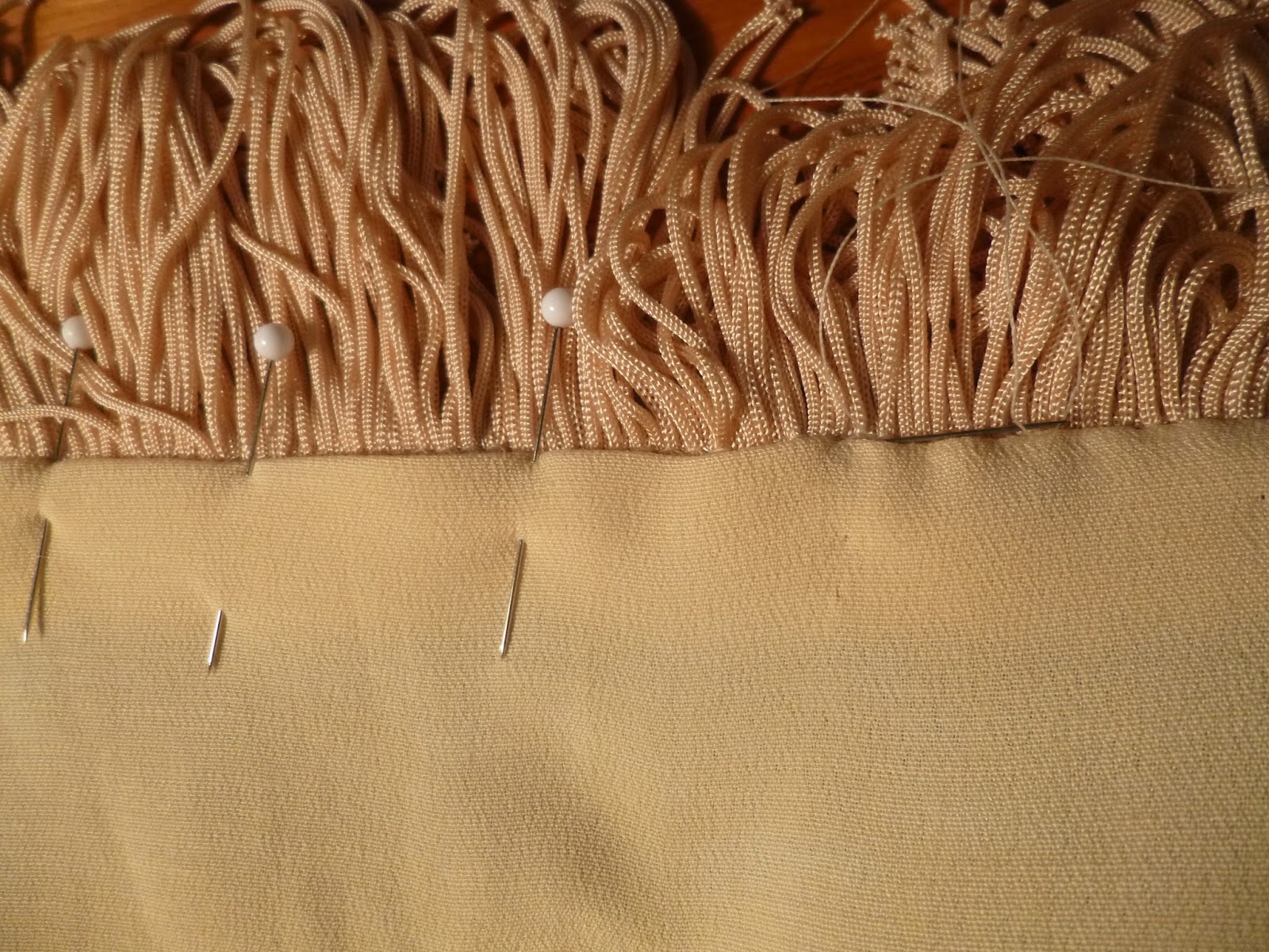 The Prettiest Gentleman About Town: Loki Stuttgart Scarf