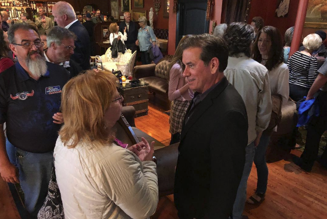 Media Confidential: Chicago Radio: WLS-AM Hosts 'Politics And A Pint' Event