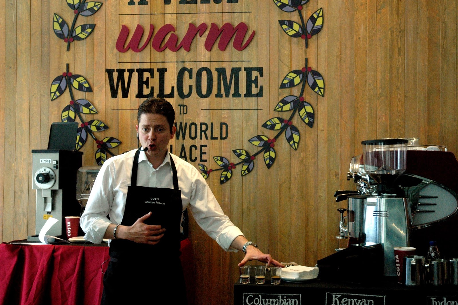 DUDE FOR FOOD: London-Style: A Matter of Taste at Costa Coffee