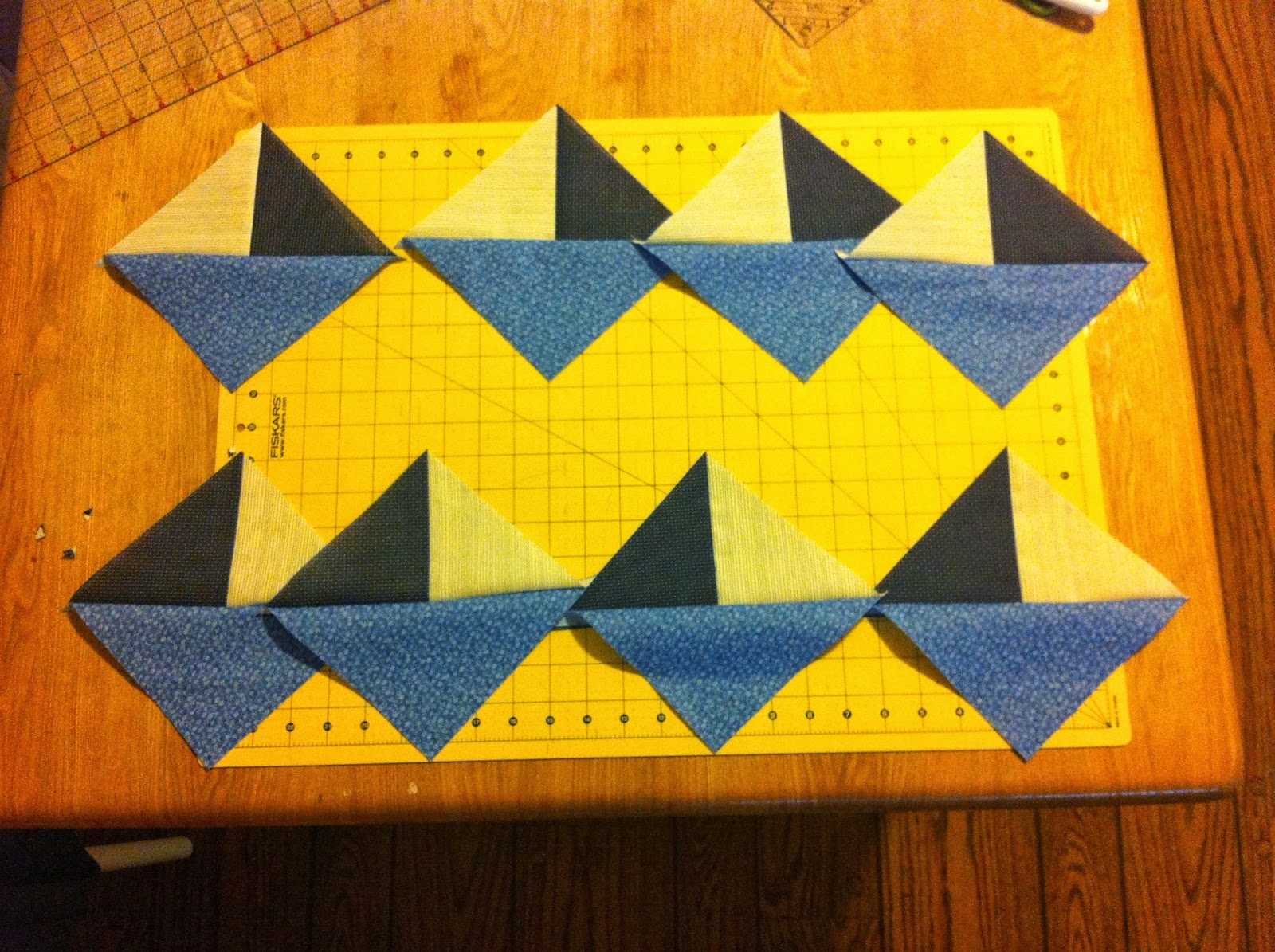 Sew Preeti Quilts: Four Patch HST (Boston Block) Tutorial
