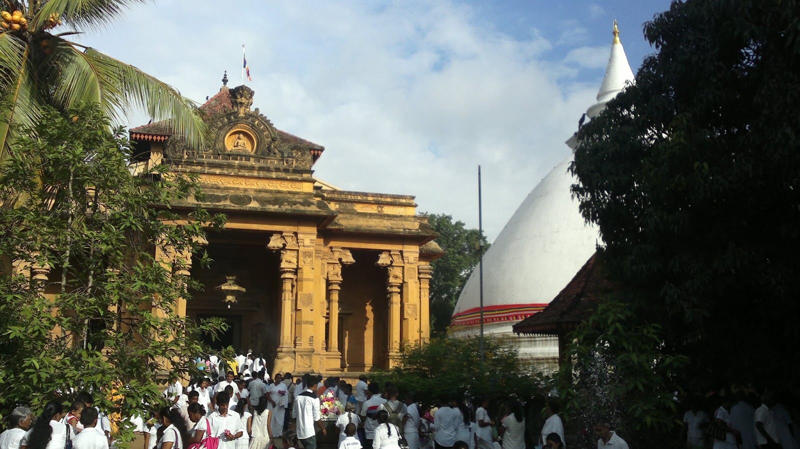 Kalaniya Temple