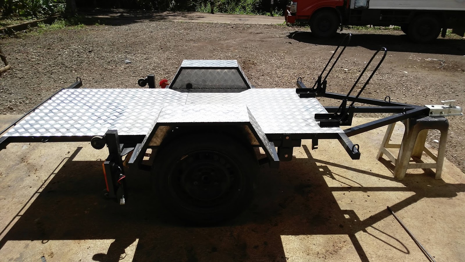 Terima pesanan Anhang/Trailer untuk motor, kapal, jetski | Jasa Semarang