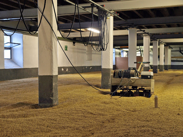 Whisky Distilleries: on malting