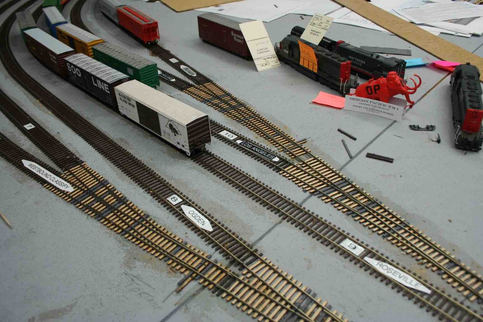 Southern Pacific Cascade Line: TRACK LABELS FOR OPERATIONS