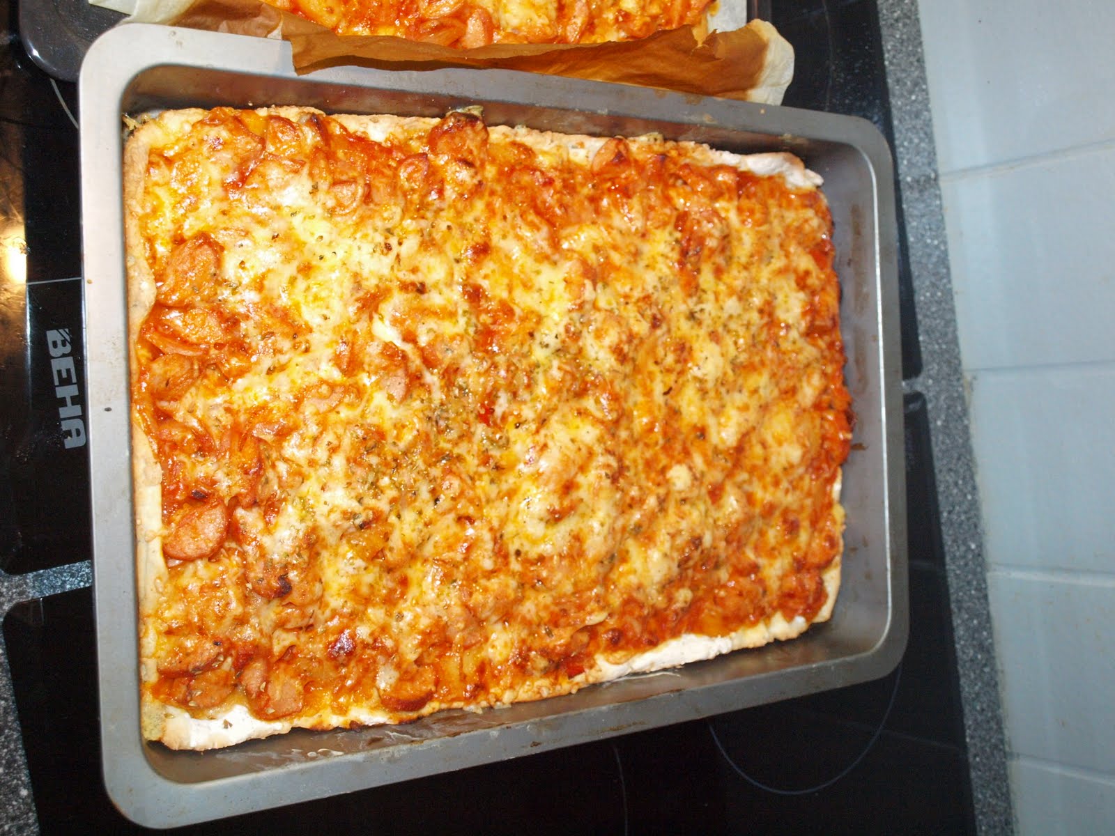 hverdagsmat: hjemmelaget pizza (langpanne)