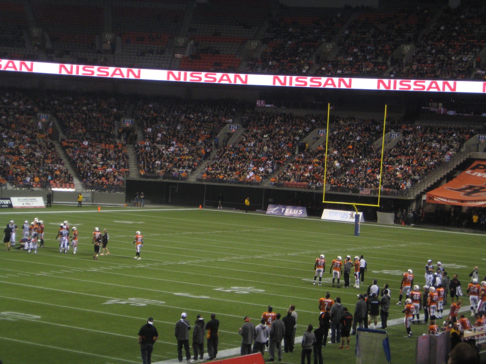 The Inside Scoop: 1st Place in the West, Cookie-eating Felions and a ...