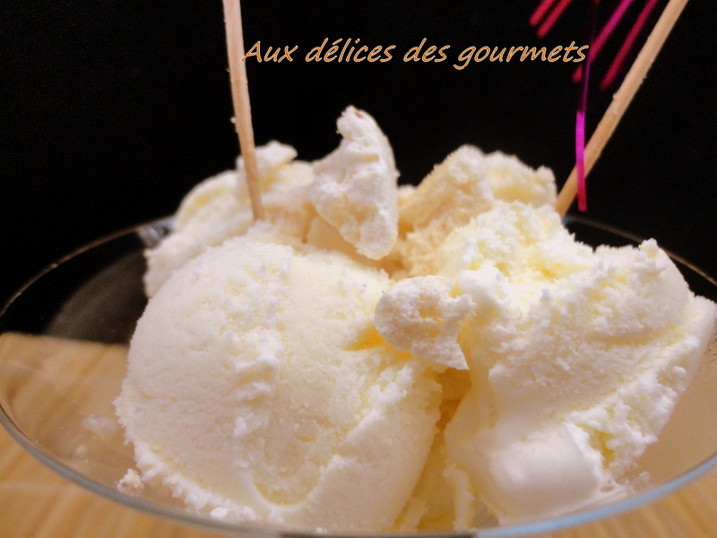 Aux délices des gourmets: GLACE A LA MERINGUE ET A LA CRÈME