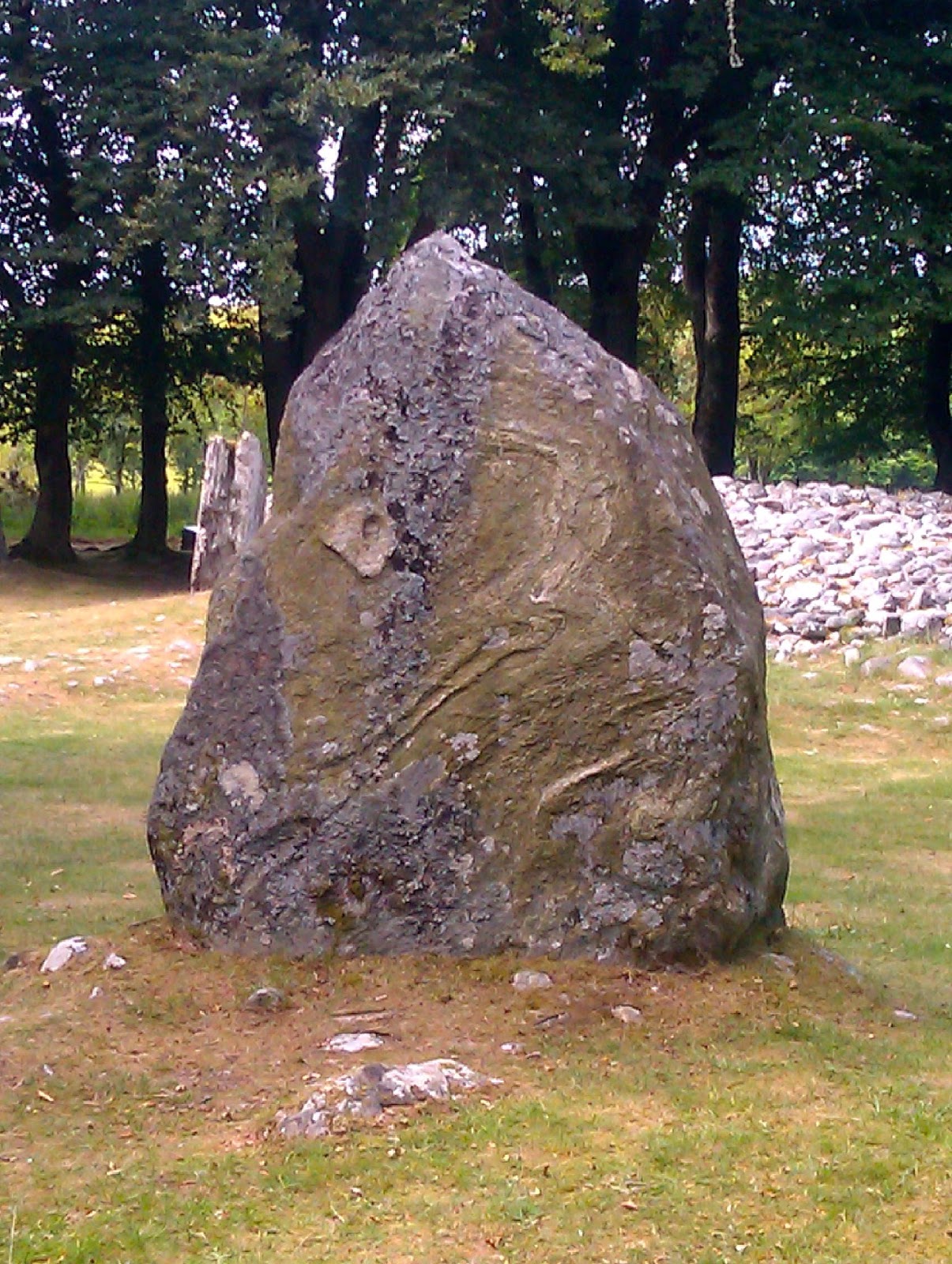 Domesticated: Clava Cairns: Ancient Tombs and Pagan Magick