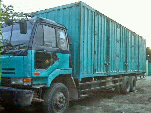 TRUCK BOX CDD (COLT DIESEL DOUBLE ) SPECIALIS JABODETABEK DAN SEMARANG ...
