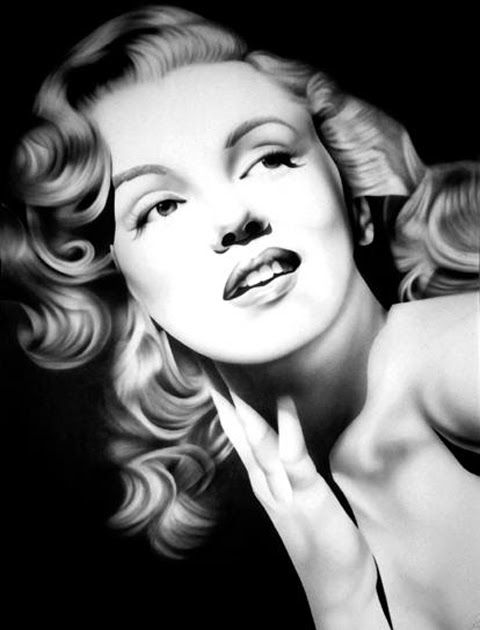 Famous World: Famous Portraits