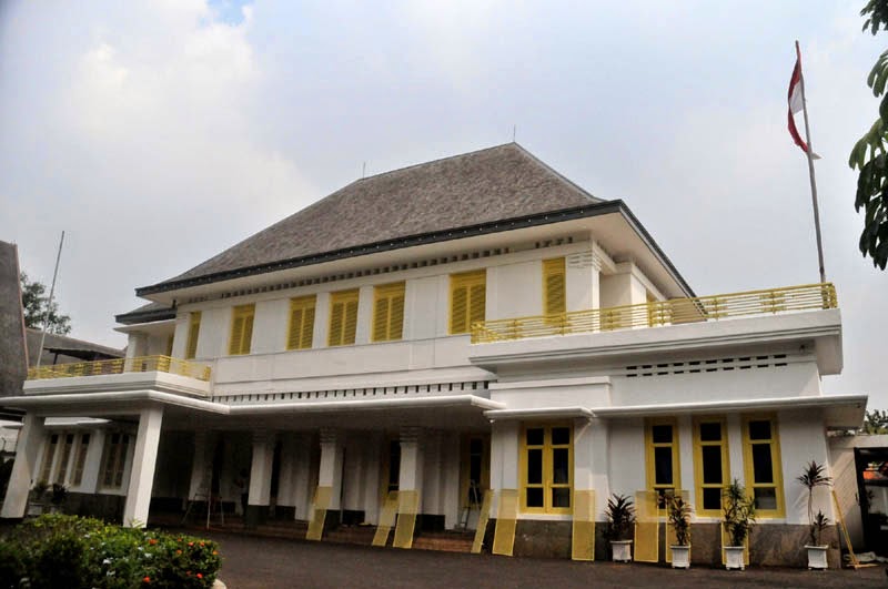 Museum Perumusan Naskah Proklamasi (Gambar + Sejarah) | Sistem ...