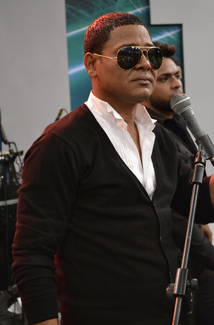 Picoteando el Espectaculo: El merenguero El Jeffrey dice que toco para ...