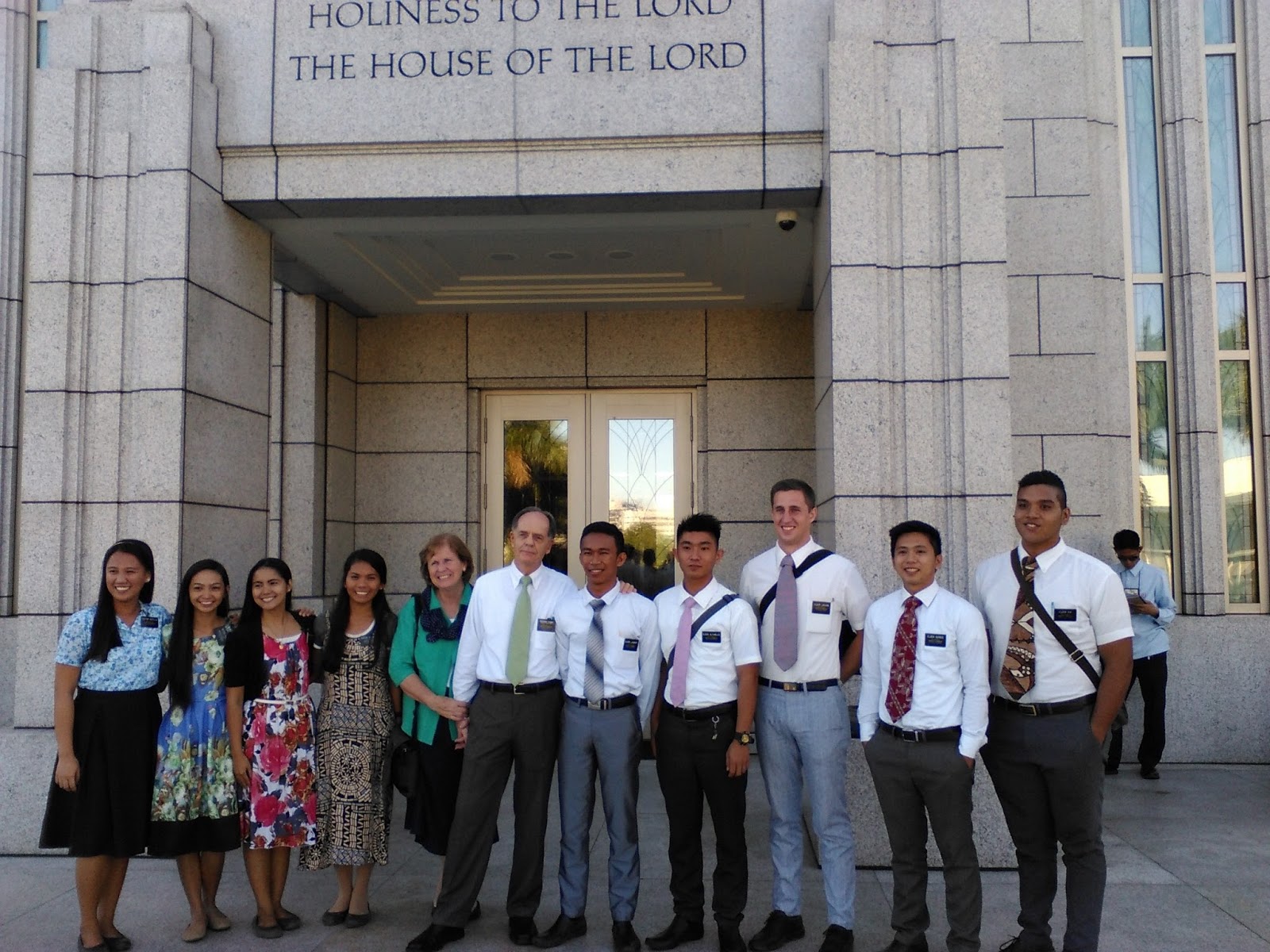 Grady and Karen's Philippines Cebu East Mission Experience: Temple Week