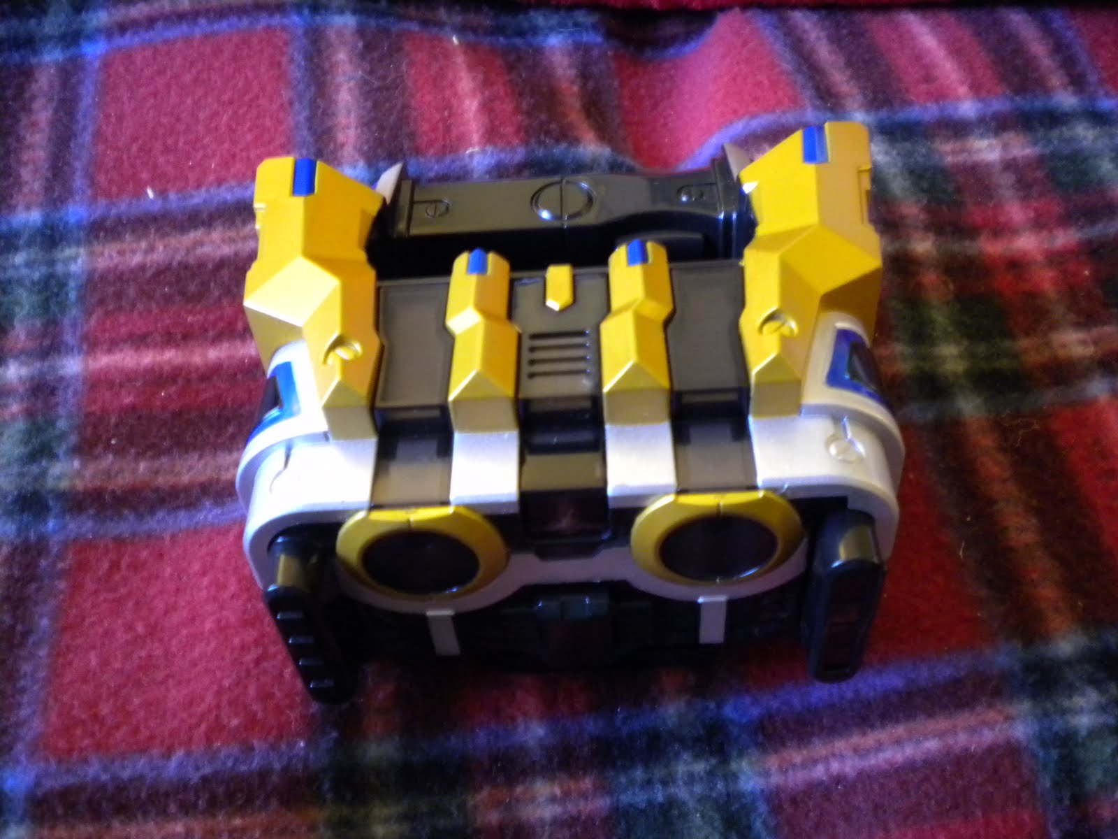 Moe Rider Reviews: Kamen Rider Kiva - DX IXA belt