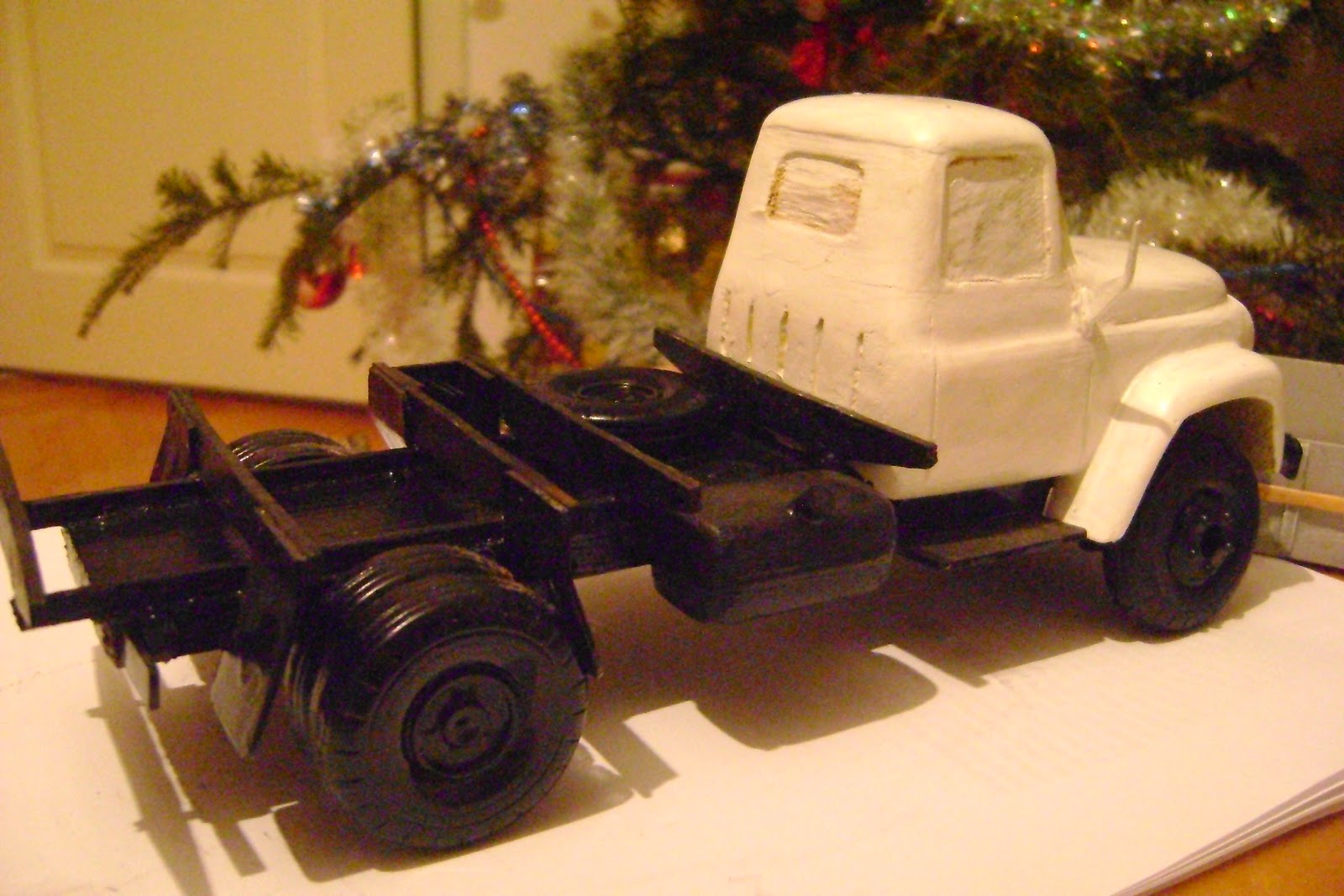 Carpati si Bucegi: Camion SR 113 in lucru(macheta)