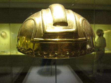 The Plumed Conch: Quimbaya Gold from Ancient Columbia