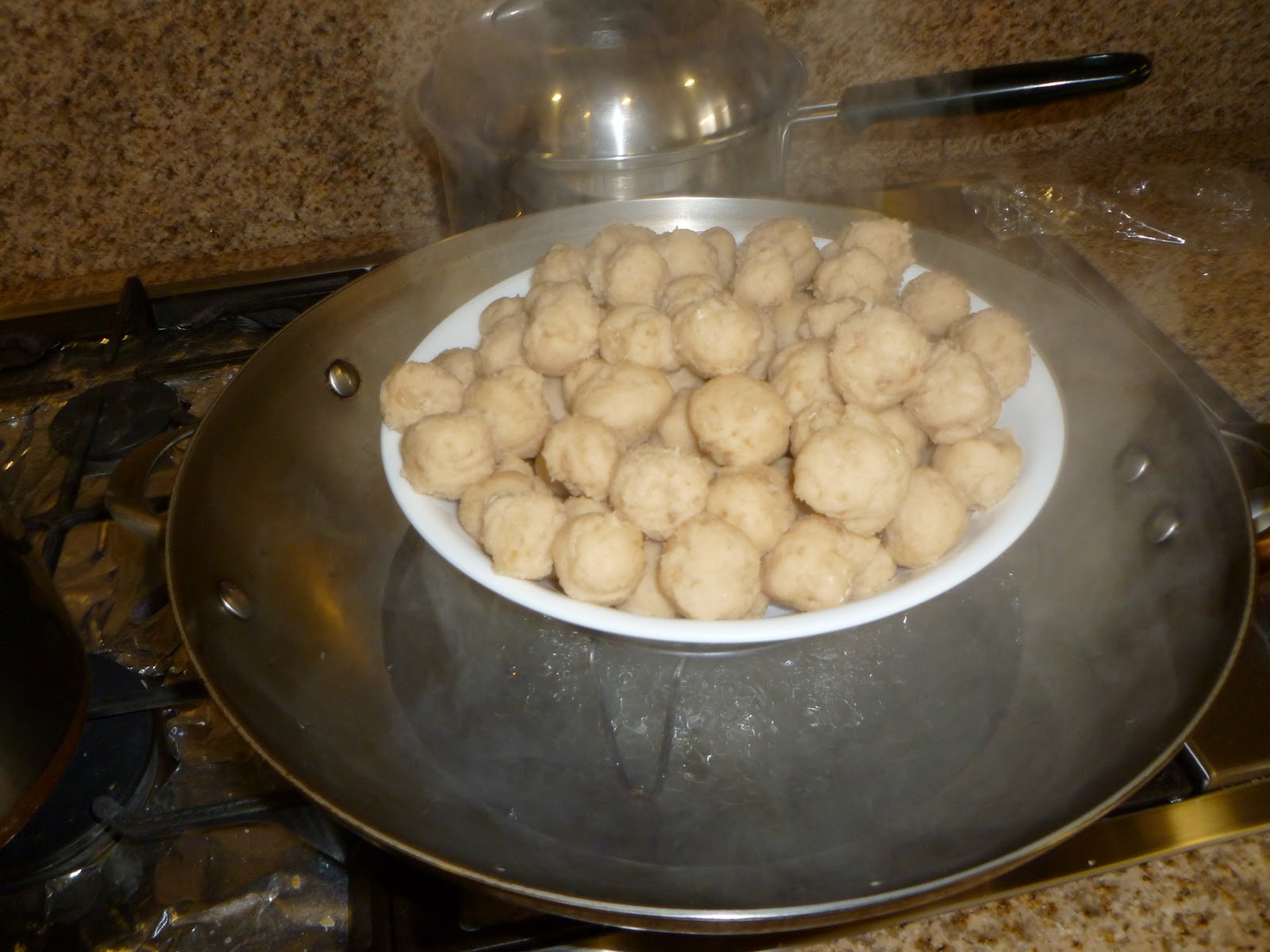 Hevil's Special Delights: Steamed Sweet Glutinous Rice Balls