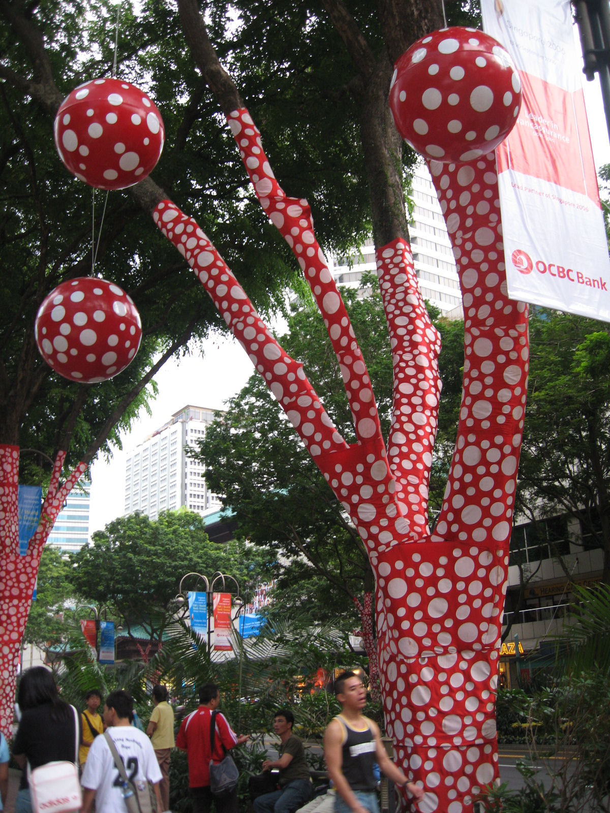 Design In My View: Polka Dot Artist Yayoi Kusama
