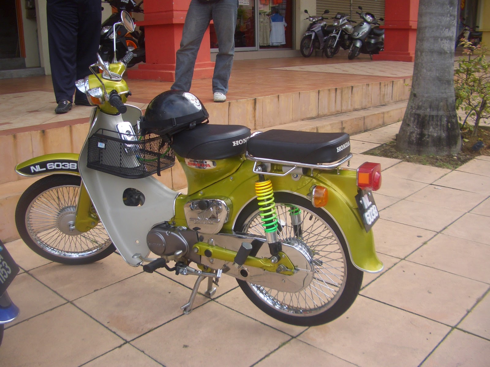 Mohd Rosly Abd Jalil: Motor Kapcai Kesayangan Aku