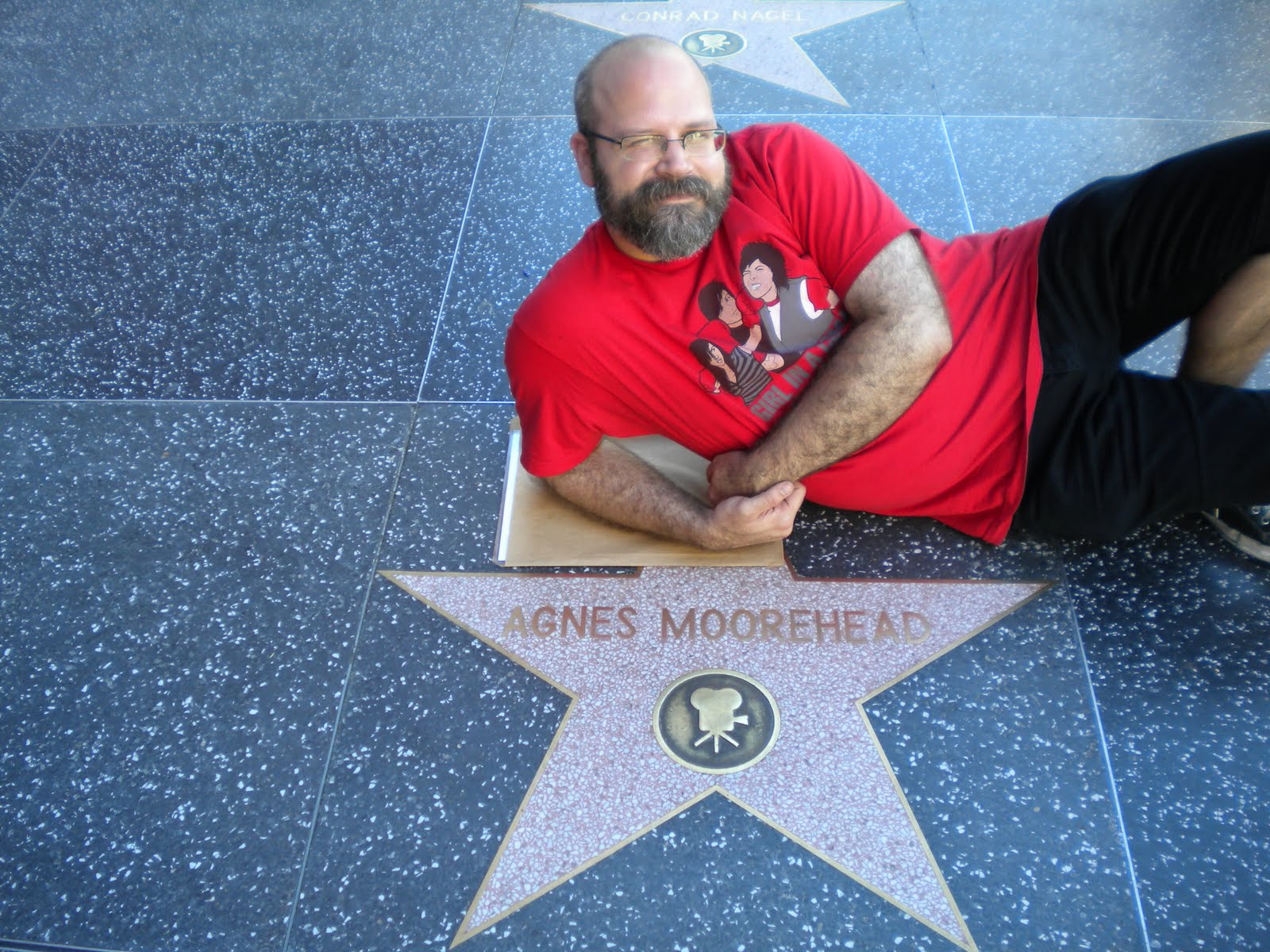 Behr Blather: Bear Searches for the Famous