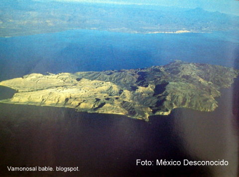 El Bable: El templo de yeso de la isla San Marcos, Baja California Sur.