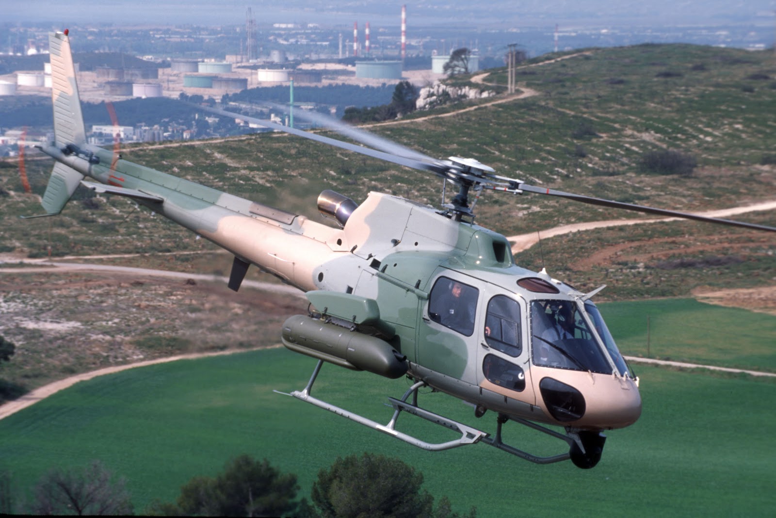 A arte da Navegação Aérea: Helicópteros de Guerra - Eurocopter AS 550 ...