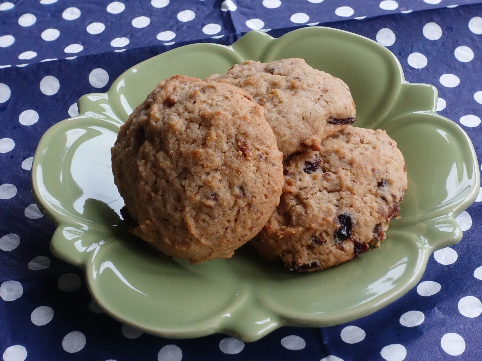 Mennonite Girls Can Cook: Boiled Raisin Cookies -Flashback Friday