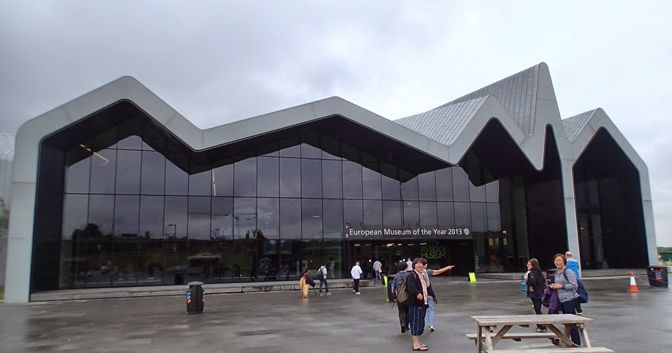 The Riverside Museum (Transport Museum) in Glasgow - The Globe Trotter