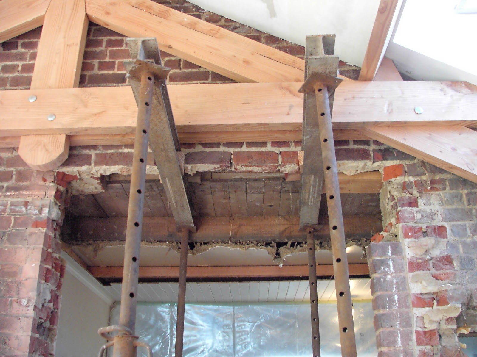 Stro Keuken: Poutrelle steken