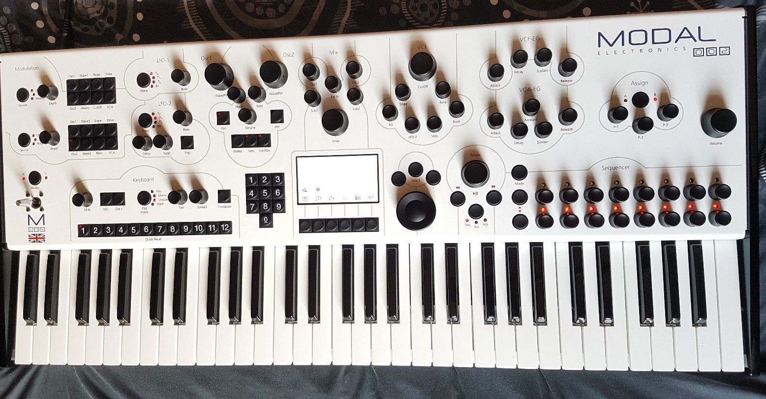 MATRIXSYNTH: modal electronics 002 synthesizer w/ original box