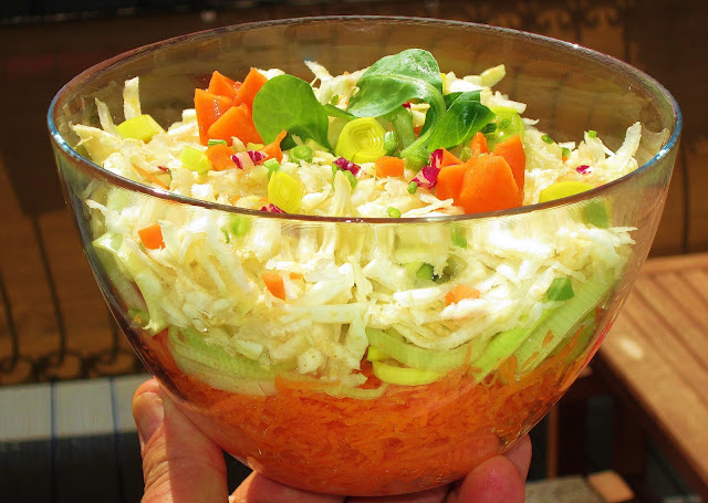 Chleba naszego: sałatki, surówki