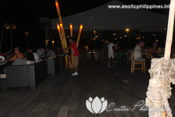 Lantaw Floating Native Restaurant Cordova – Eating Like the Locals ...