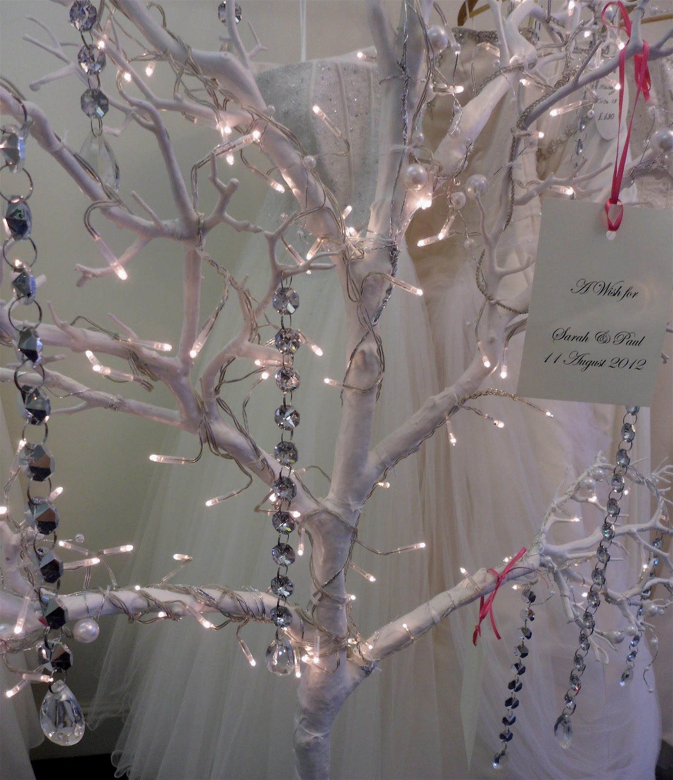 Wow Factor Wedding: The Wish Tree