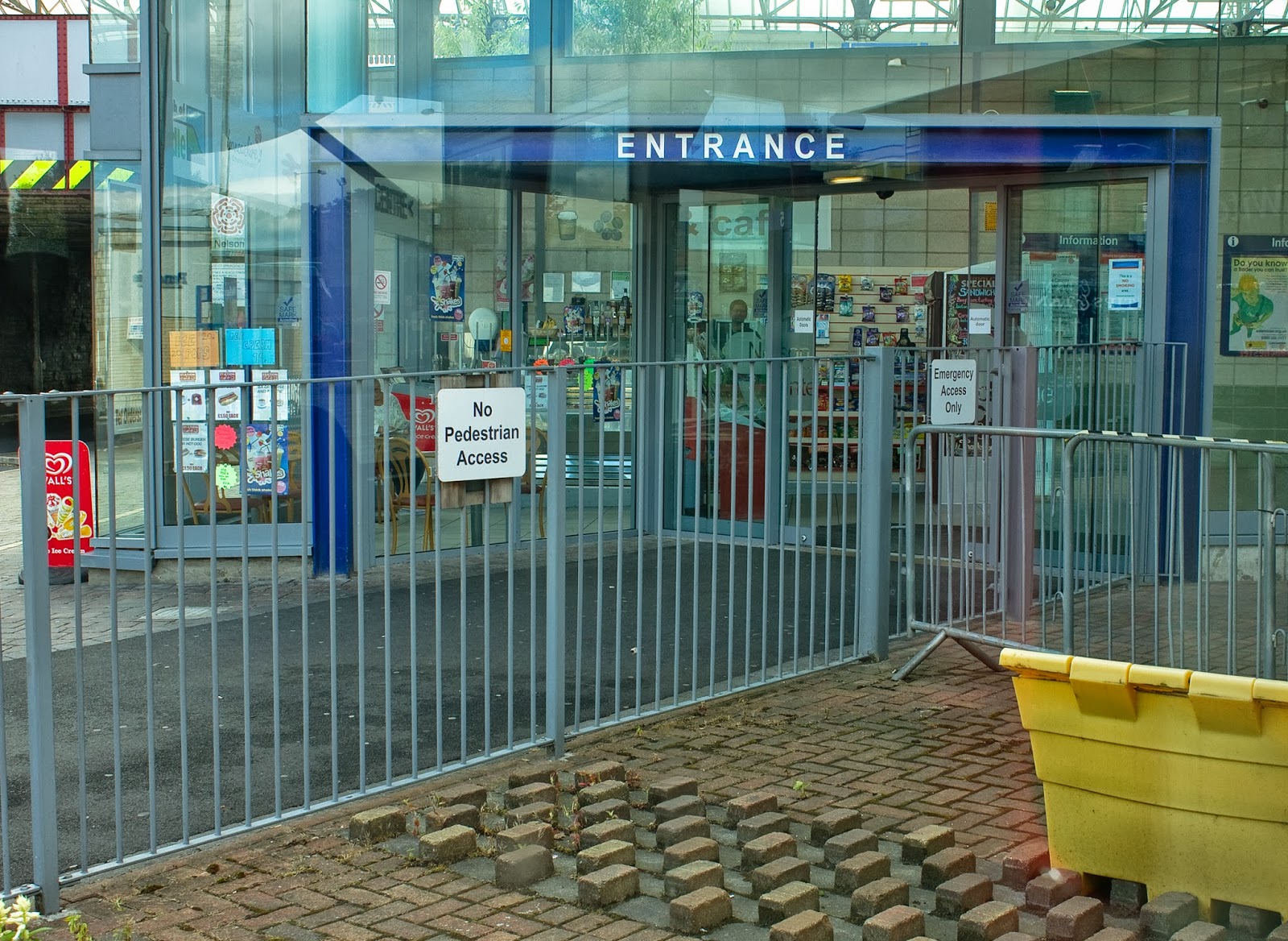 Kirsty Doran FD photo media: My journey on the witch way x43 bus