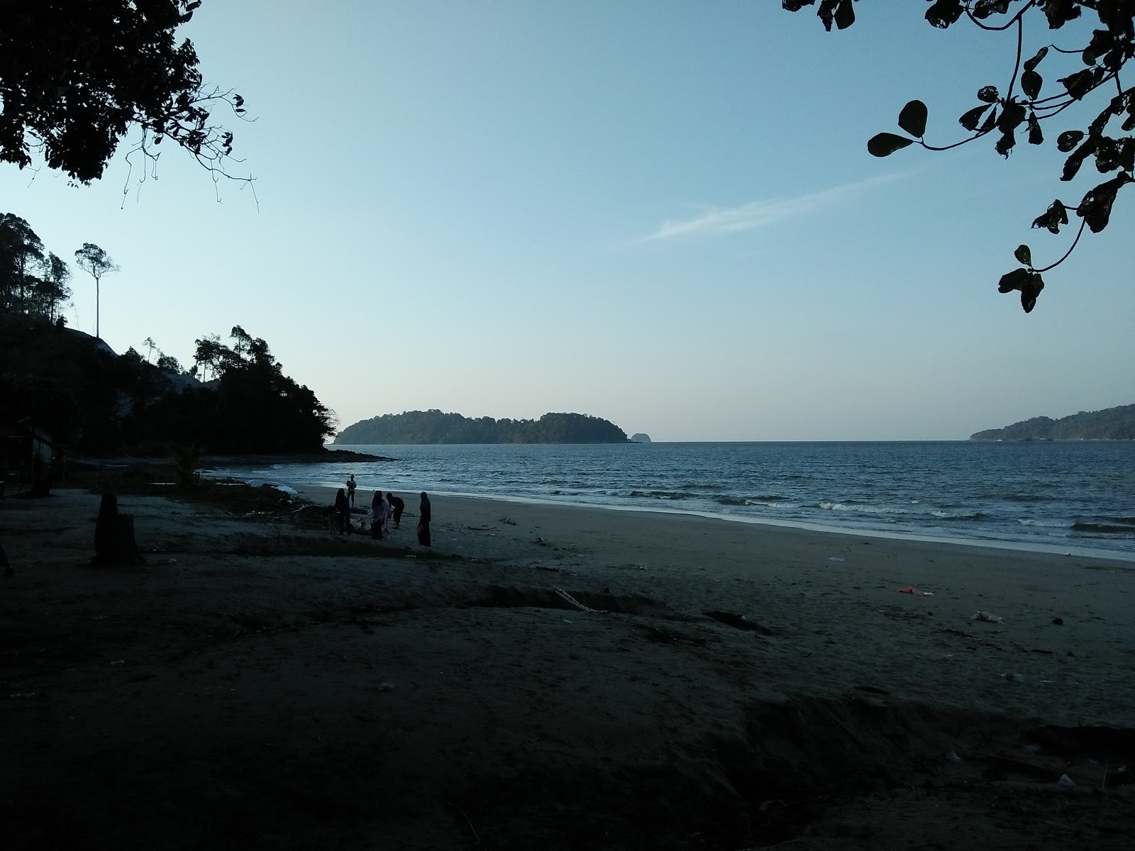 Asoi Punya Cerita: Ride & Camp Pantai Pasir Lanun, Teluk Penyabung ...