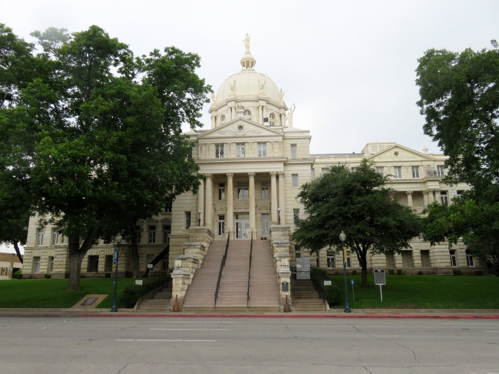 Big Daddy Dave: Views Around Town – Waco Texas